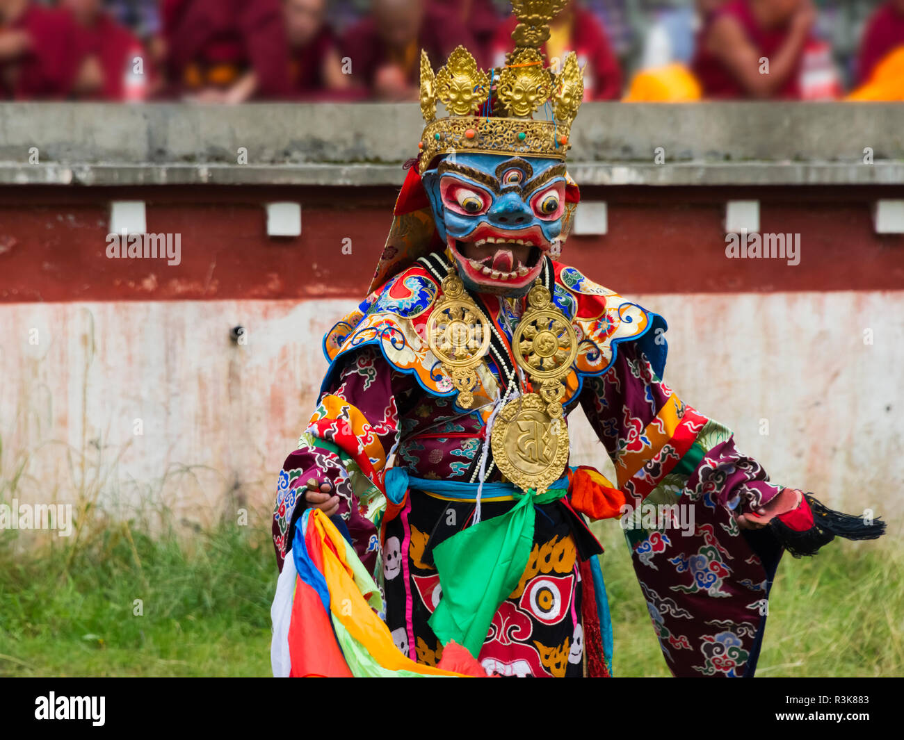 Sichuan mask hi-res stock photography and images - Alamy