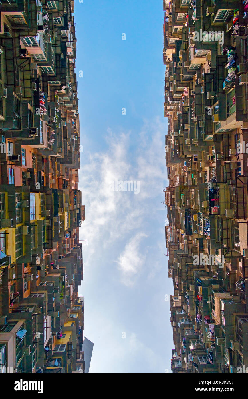 Montane mansion hi-res stock photography and images - Alamy