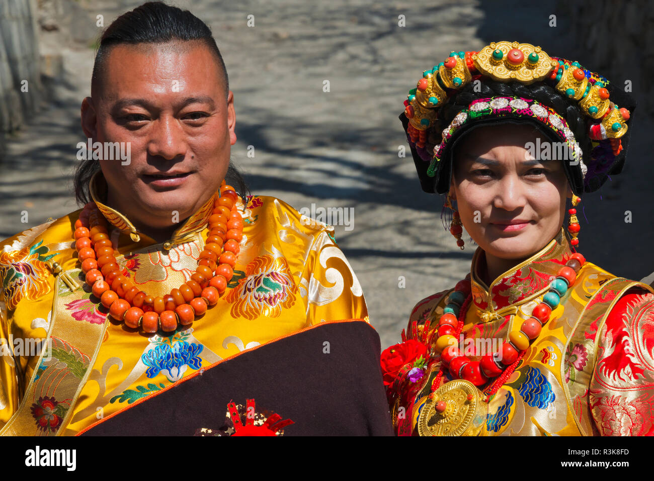 A newlywed couple in traditional Tibetan clothing, Jinchuan County ...