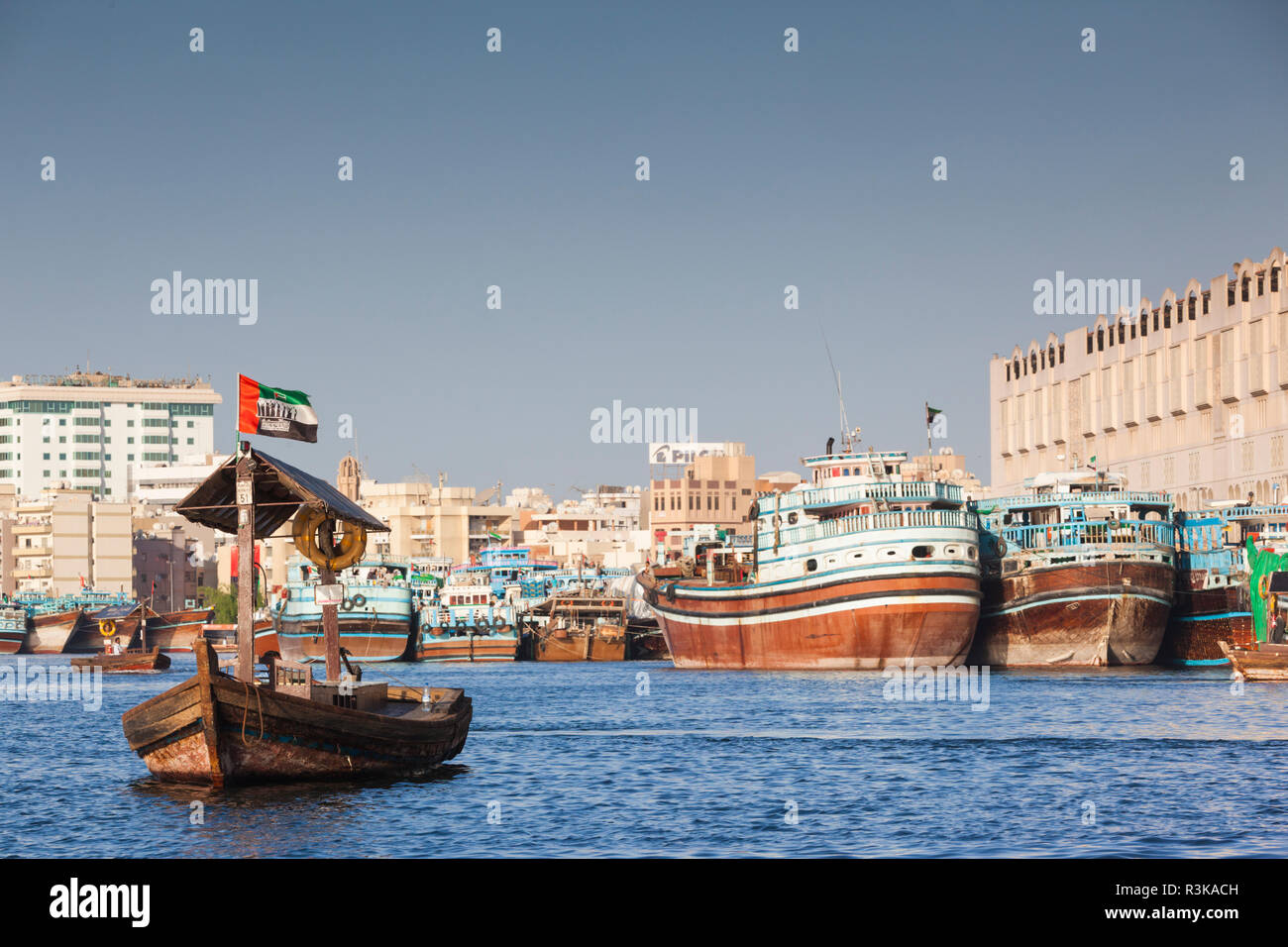 UAE, Dubai, Deira. Dhow ships on Dubai Creek Stock Photo - Alamy
