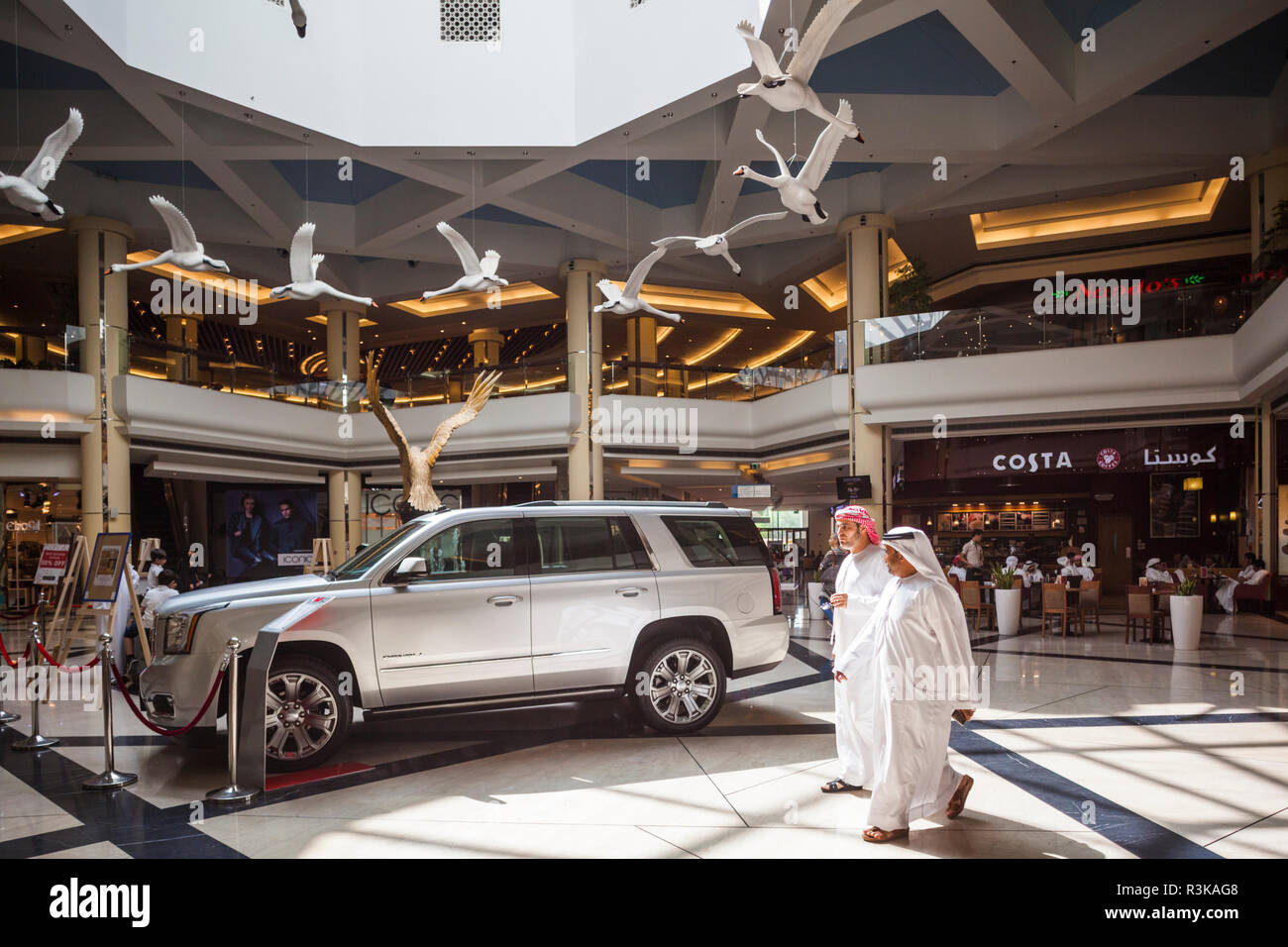 UAE, Al Ain. Al Ain Mall interior Stock Photo - Alamy