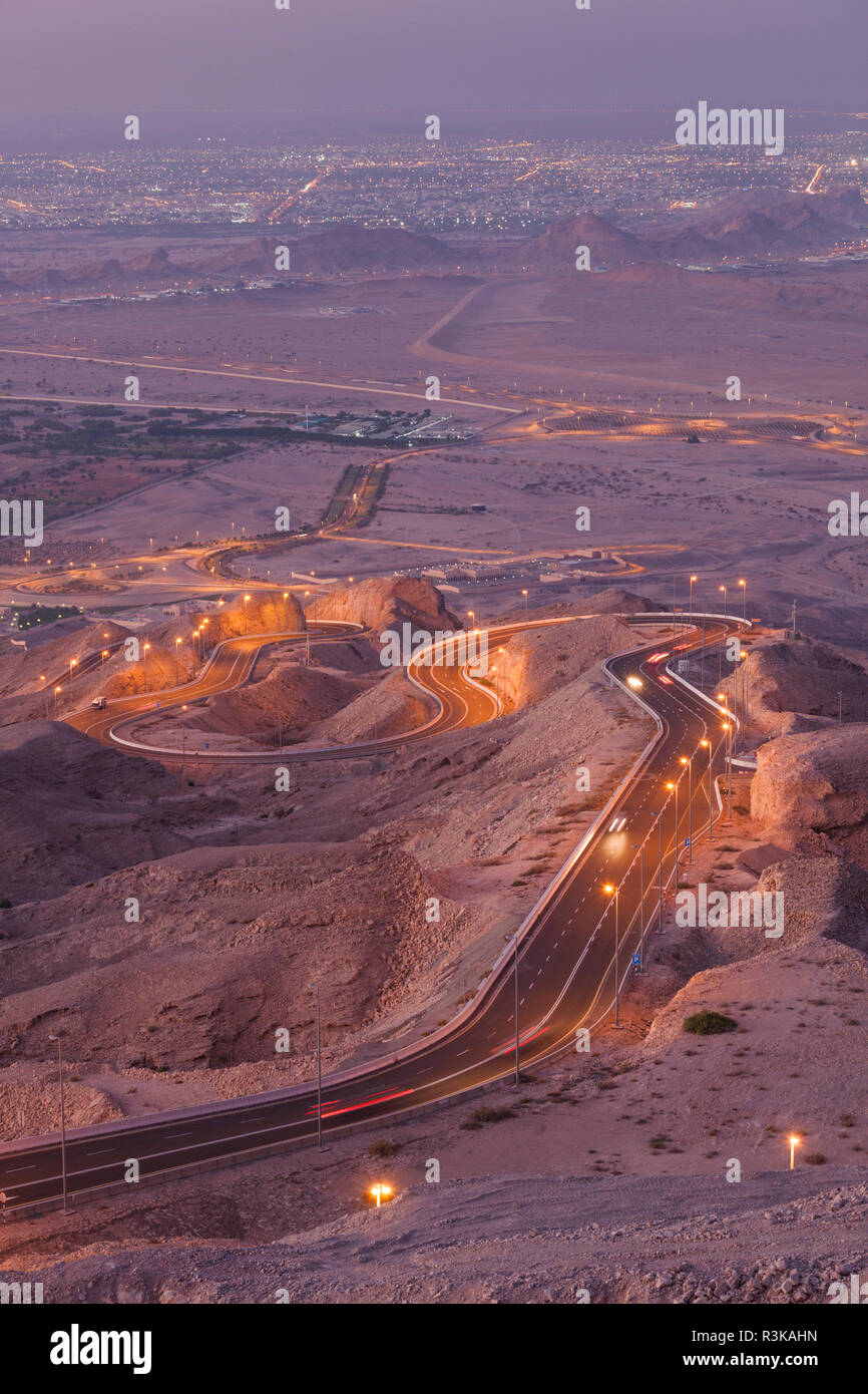 Al ain road hi-res stock photography and images - Alamy