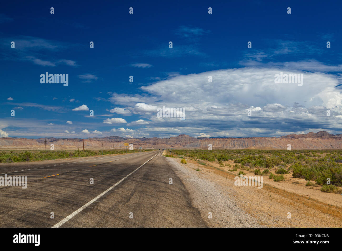 The typical long american highway in desert , Utah, USA Stock Photo - Alamy