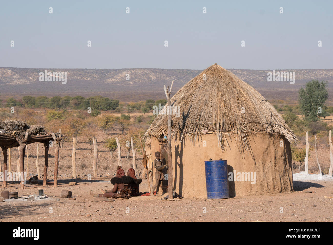 Native house in namibia hi-res stock photography and images - Alamy