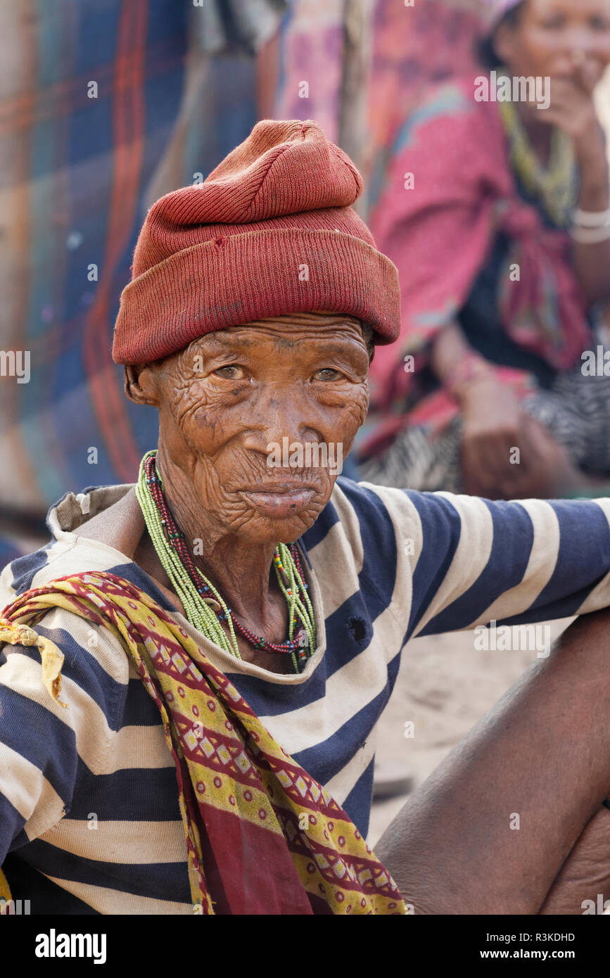 An indigenous San (Bushman) woman, N'Homa, Namibia, Africa. (Editorial ...