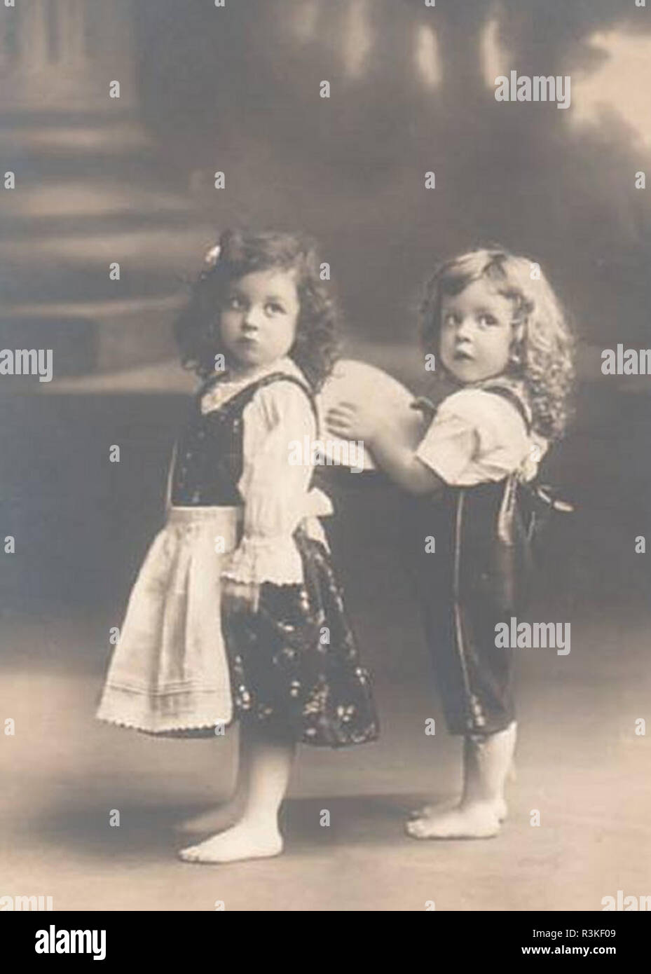 vintage victorian child image Stock Photo - Alamy