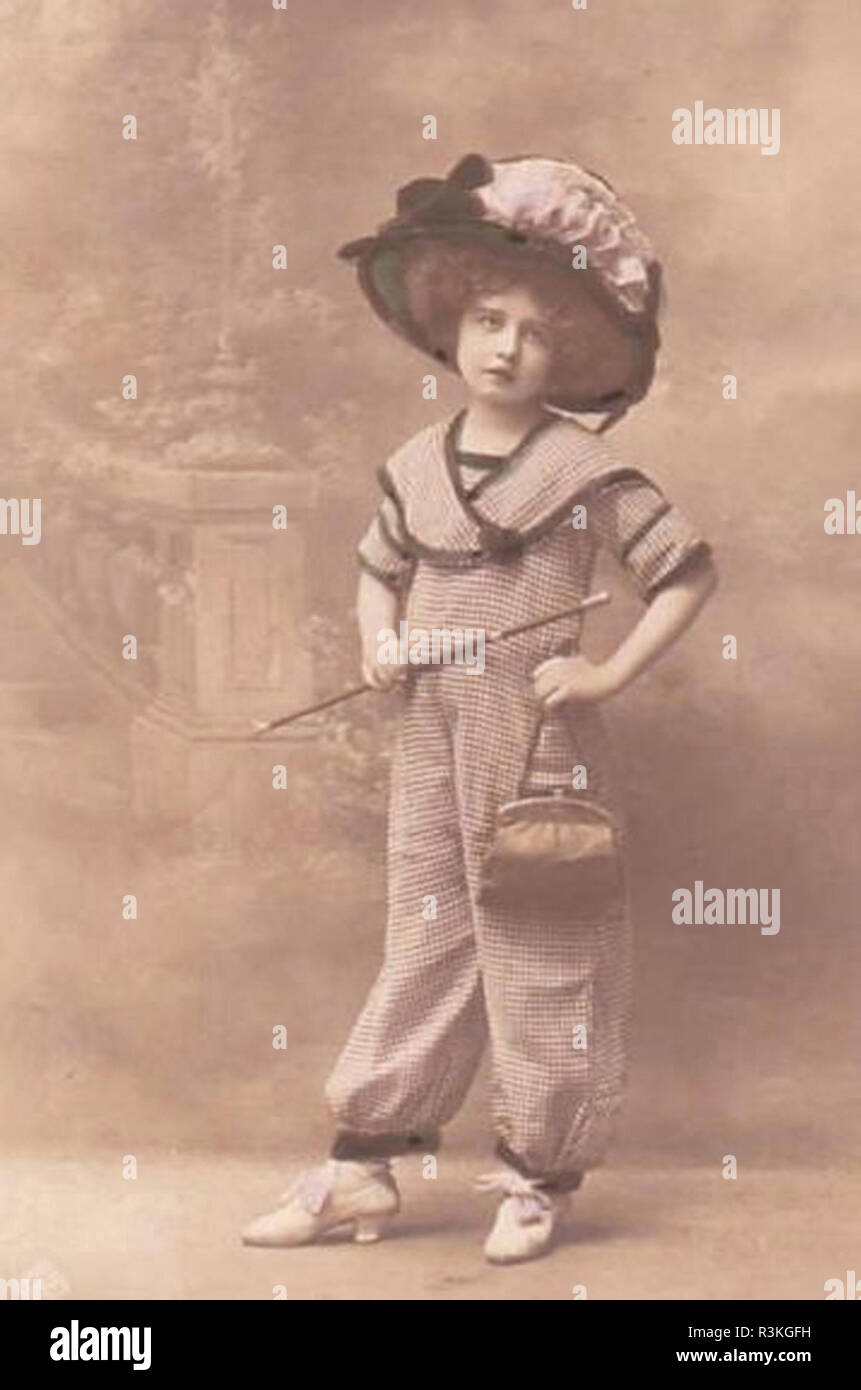 vintage victorian child classic image Stock Photo - Alamy