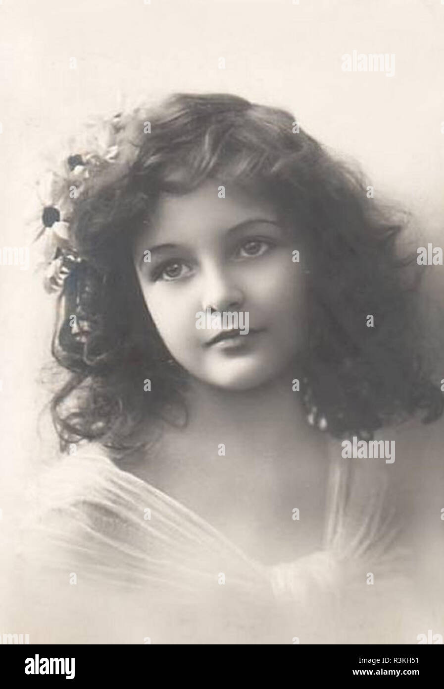 vintage victorian child classic image Stock Photo - Alamy