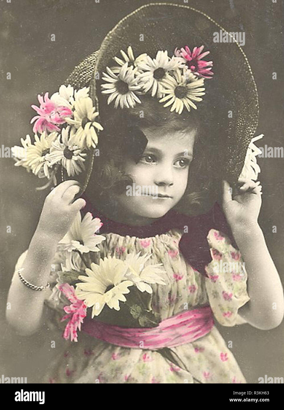 vintage victorian child classic image Stock Photo - Alamy