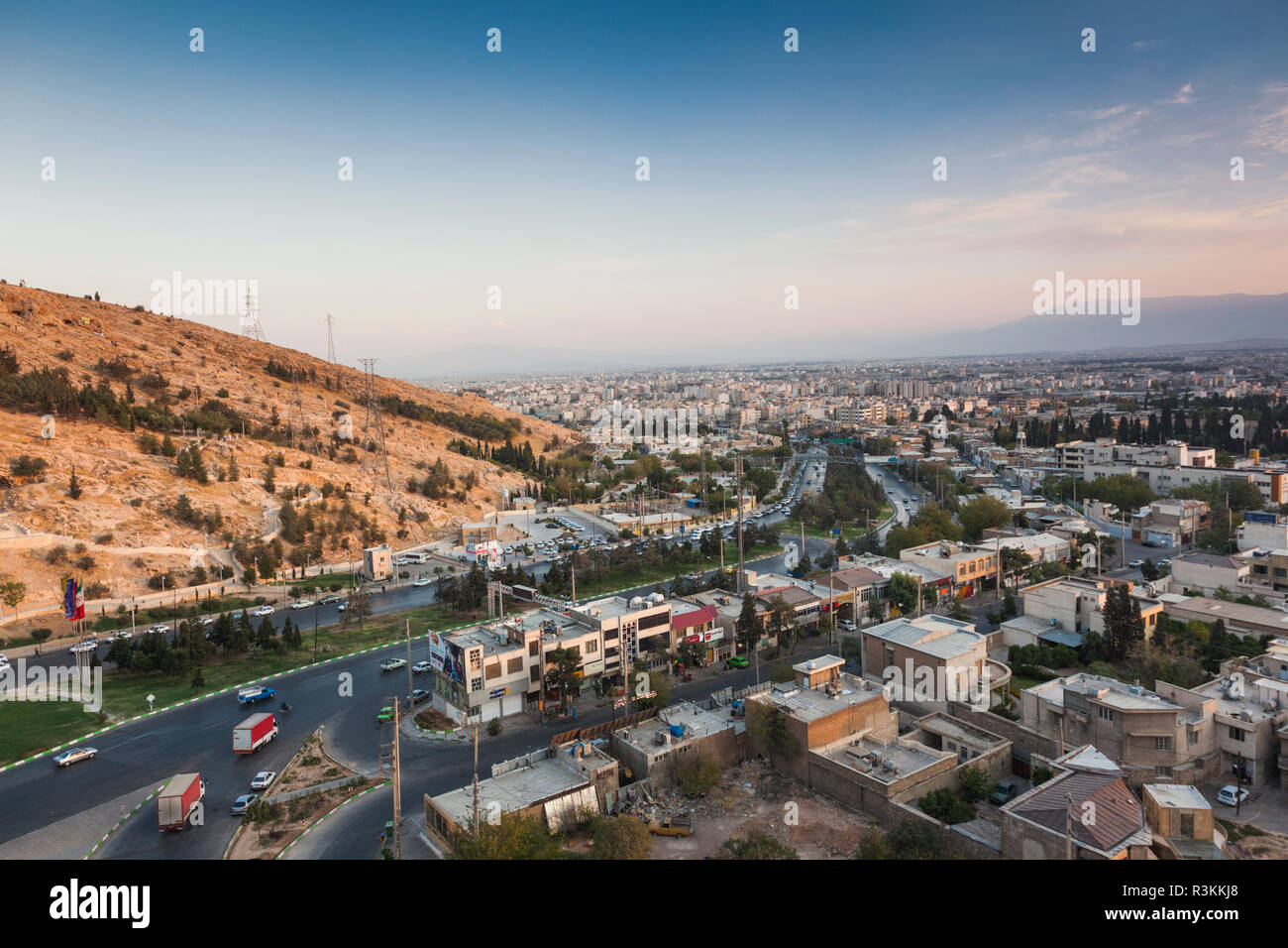 Iranian city skyline hi-res stock photography and images - Alamy