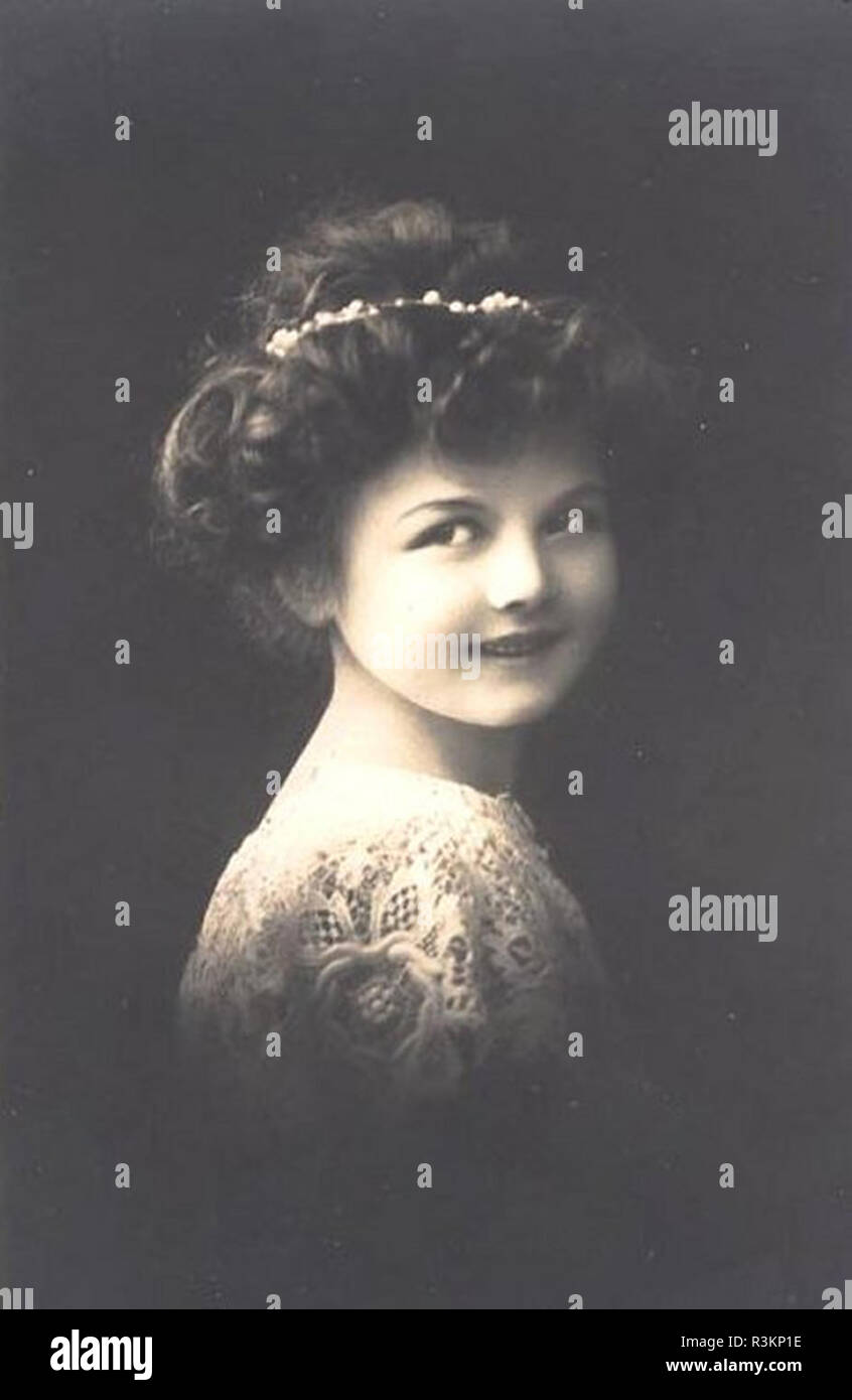 vintage classic Victorian image featuring children Stock Photo - Alamy