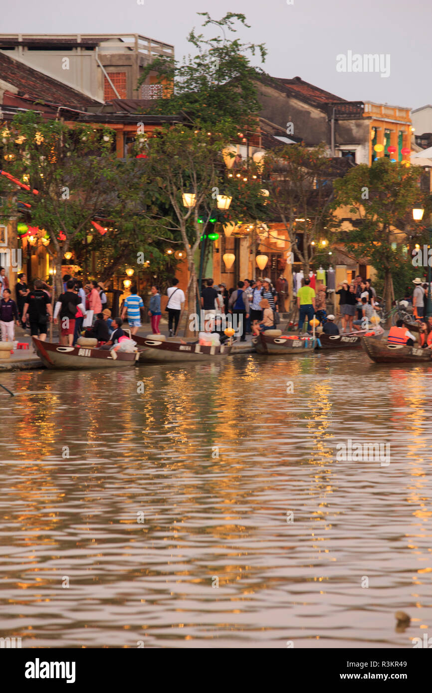 Bach dang river hi-res stock photography and images - Alamy