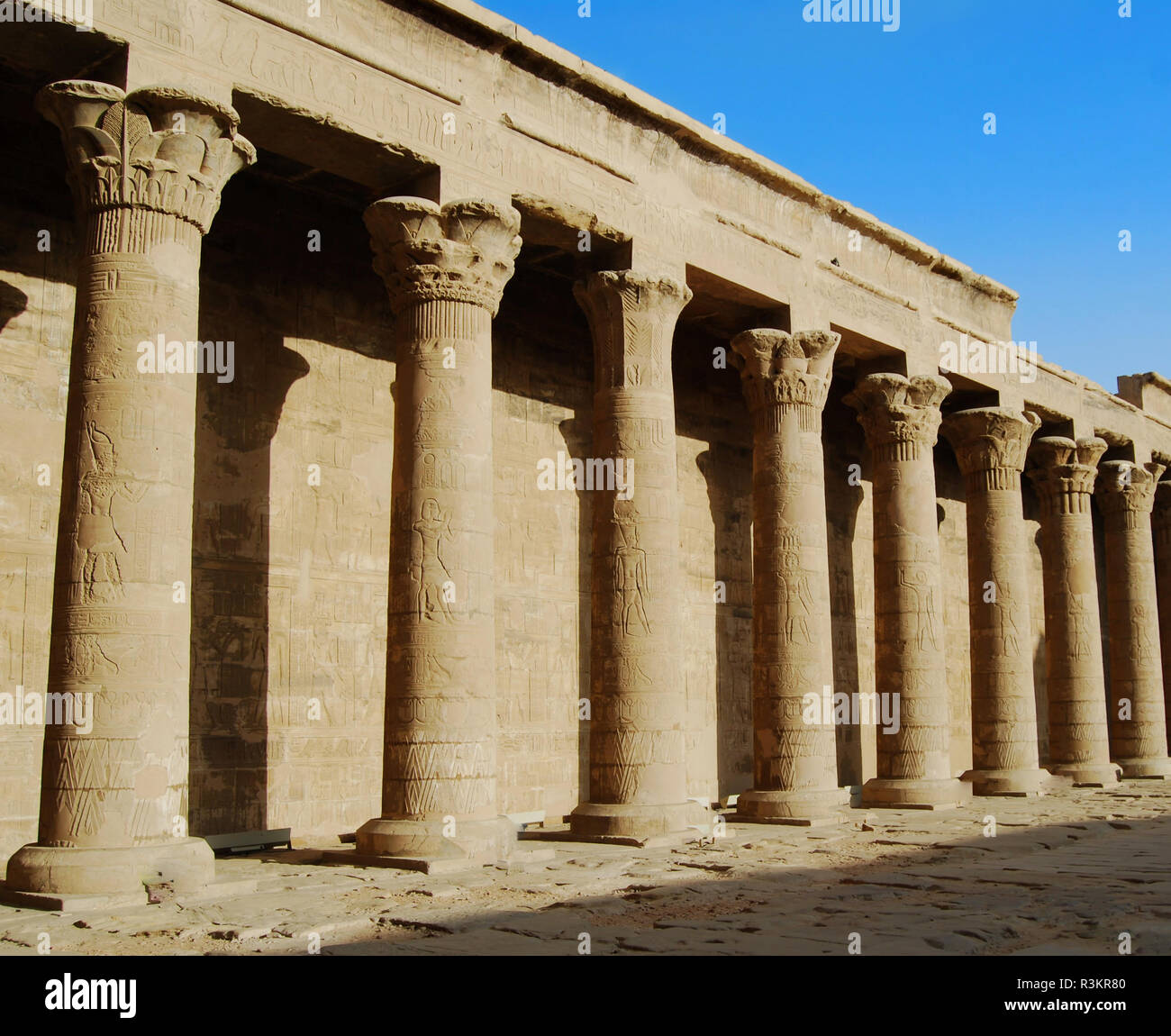 ancient relics of egypt Stock Photo - Alamy