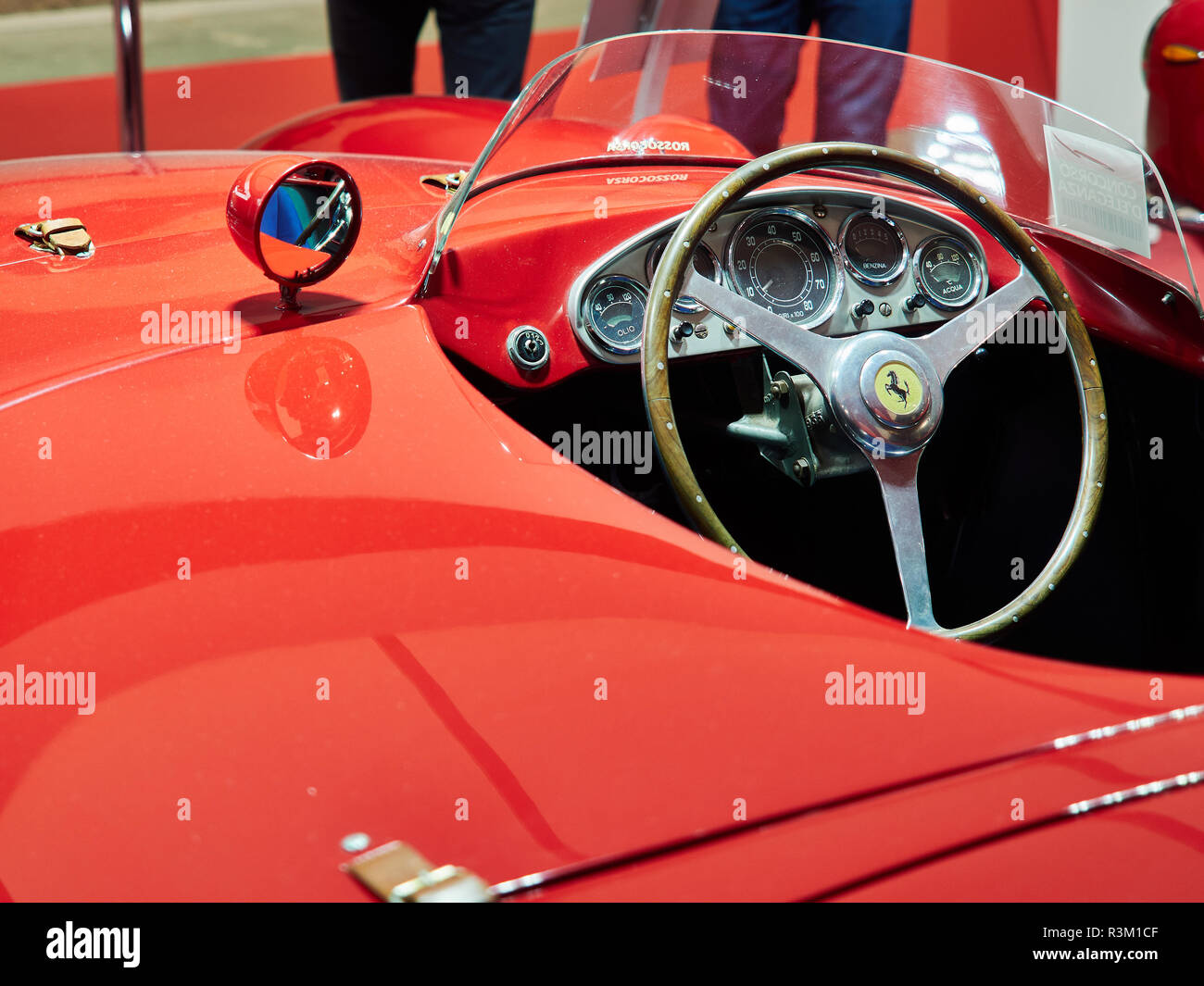 Object 750 hi-res stock photography and images - Alamy