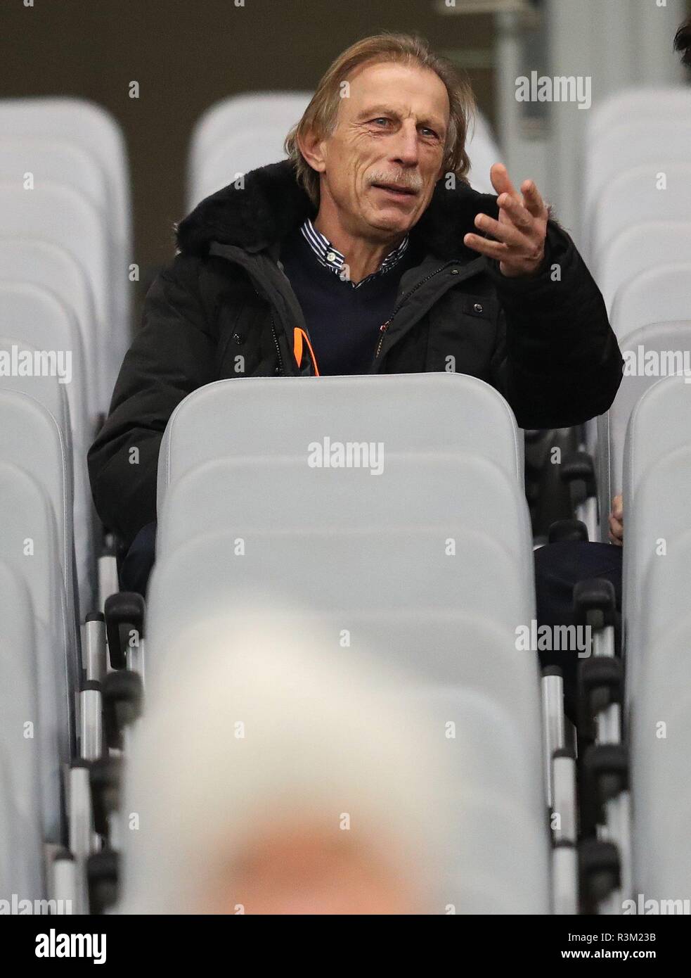 Bayer leverkusen christoph daum hi-res stock photography and images - Alamy