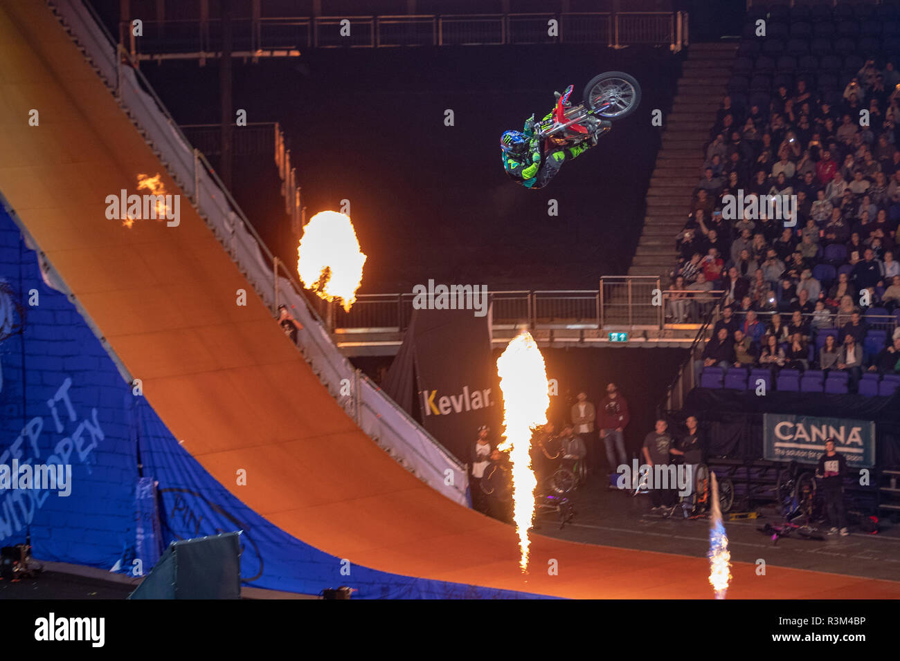 Nitro Circus Logo Bomb