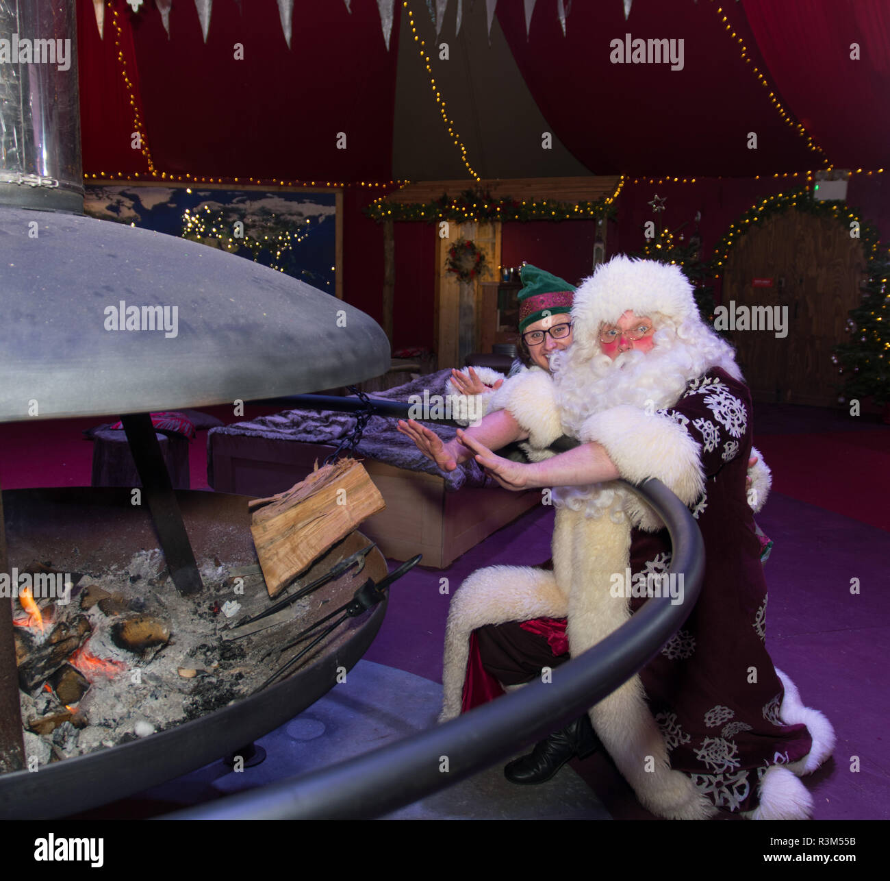 Hands on project underway hi-res stock photography and images - Alamy