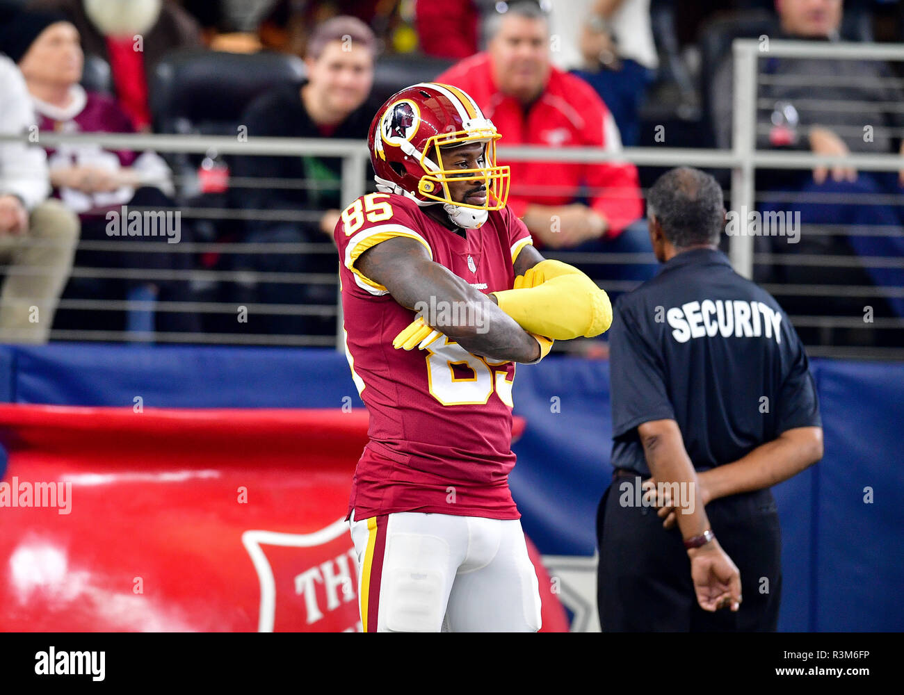 November 22, 2018:.Washington Redskins tight end Vernon Davis (85 ...