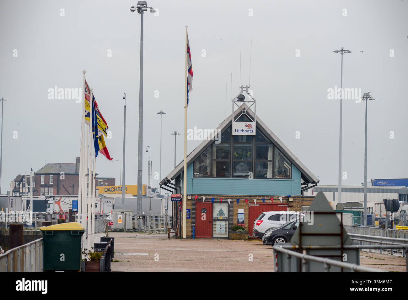 Dover lifeboat hi-res stock photography and images - Alamy