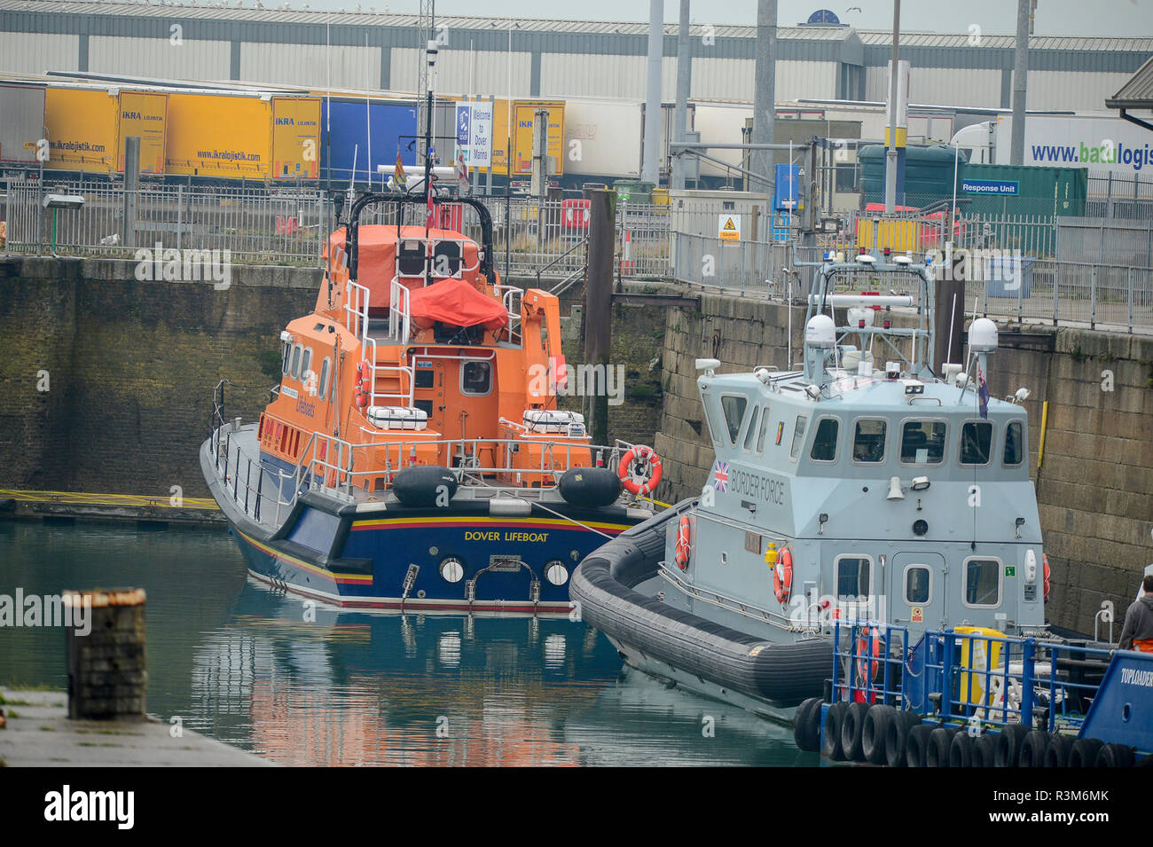 Border force vessels hi-res stock photography and images - Alamy