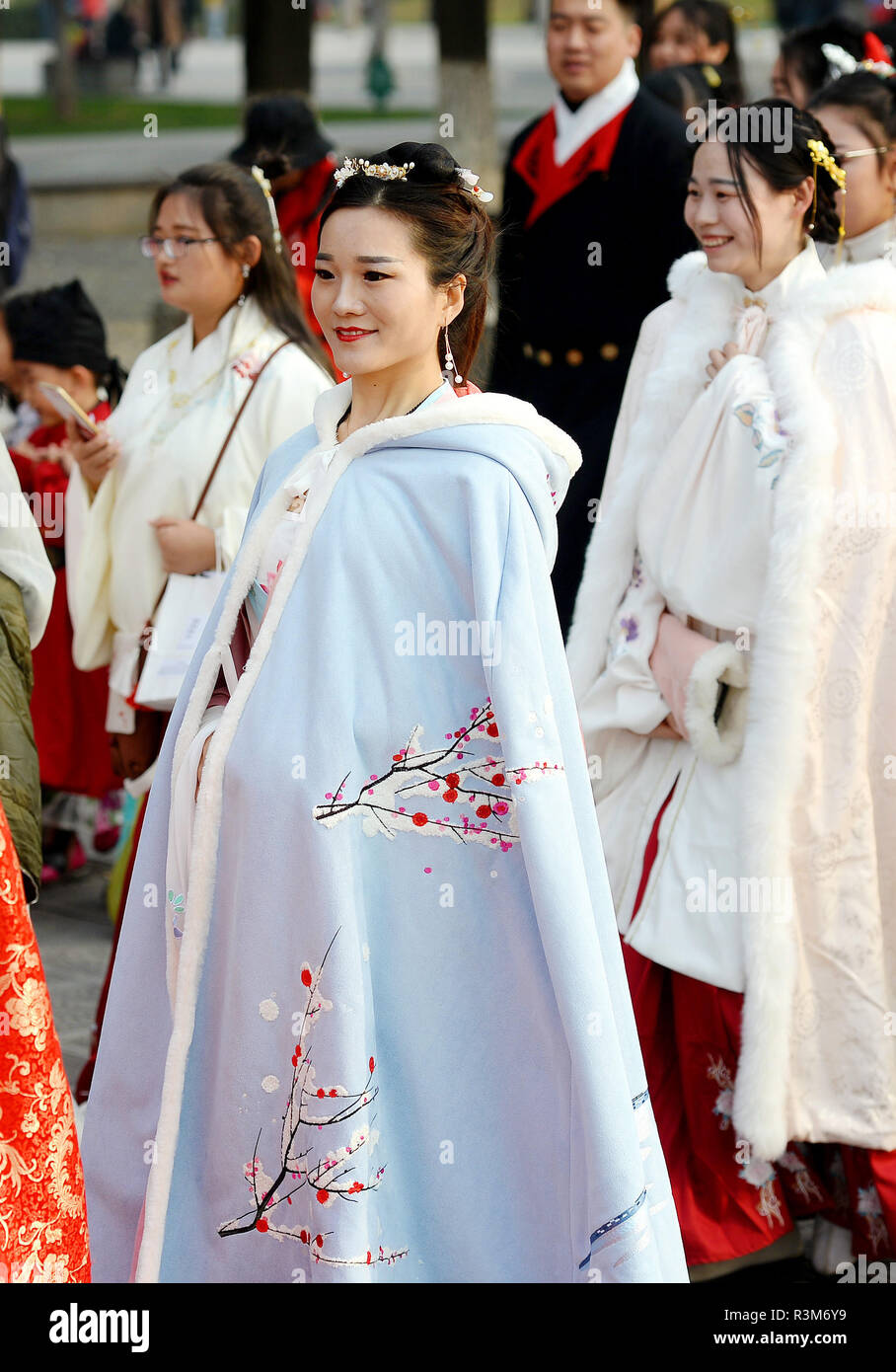 Xi'an, China's Shaanxi Province. 24th Nov, 2018. People wearing Hanfu ...