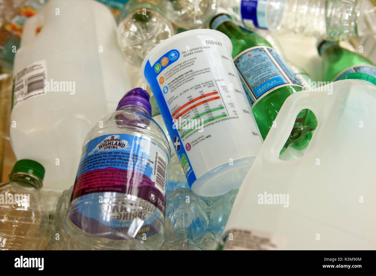One use plastics hi-res stock photography and images - Alamy