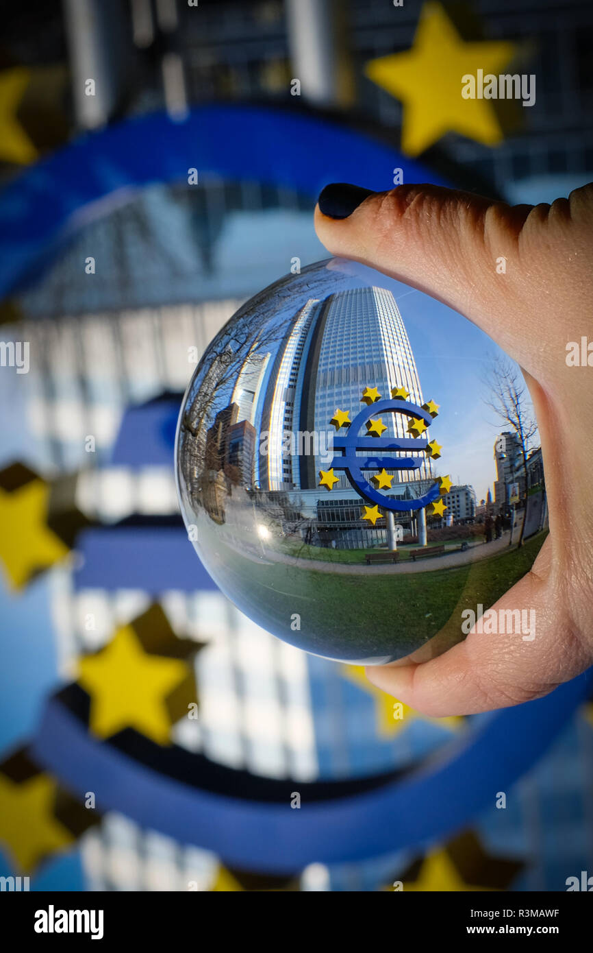 Upside down glass hi-res stock photography and images - Alamy