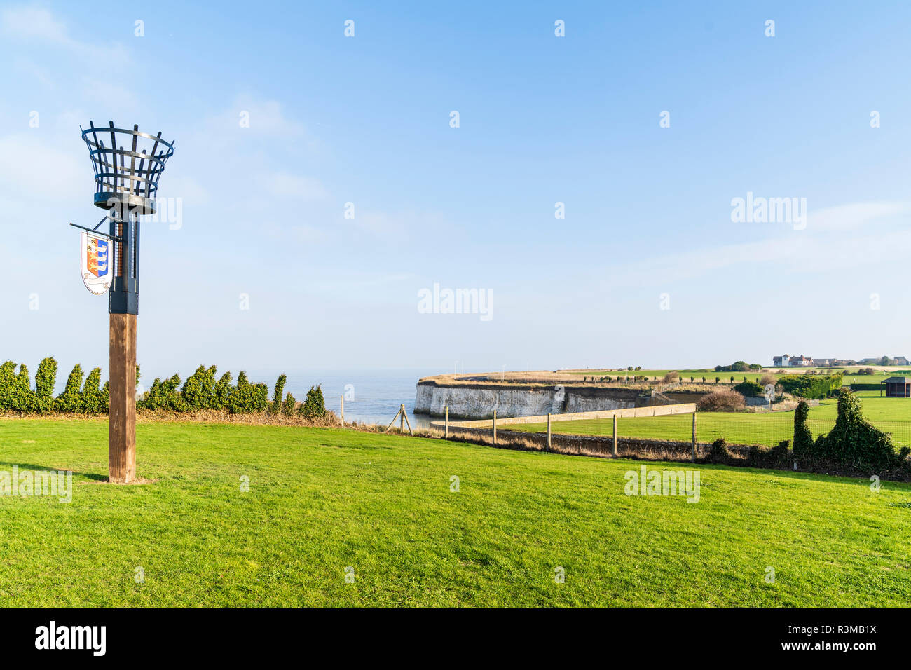 Epple Bay, Birchington, Kent. Armada beacon on grass land on the cliff ...