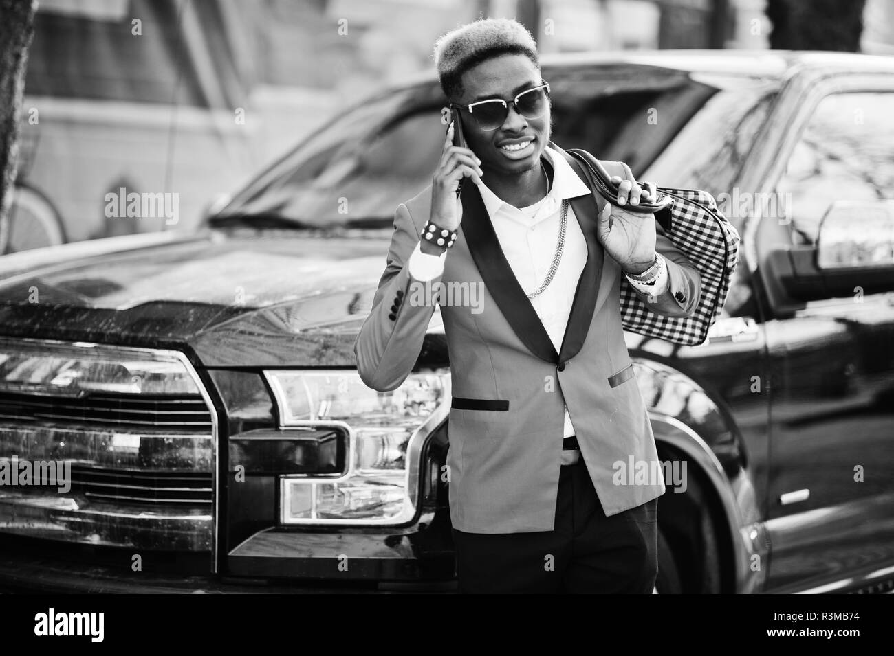 Busy life on phone Black and White Stock Photos & Images - Alamy