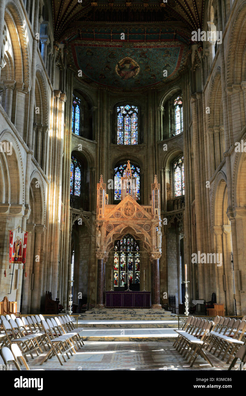 The Sanctuary and High alter, Interior of Peterborough City Cathedral ...