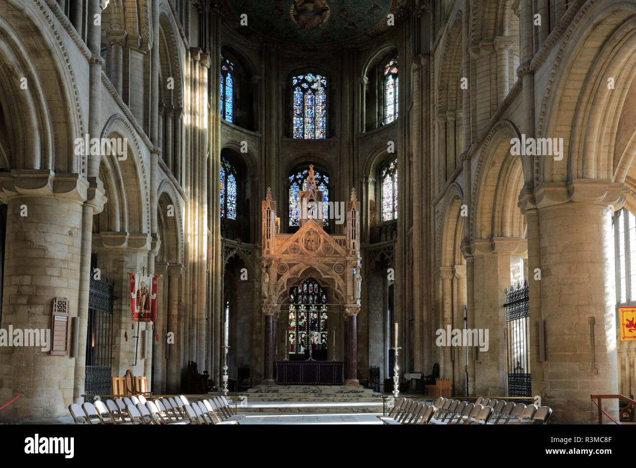 Peterborough cathedral interior hi-res stock photography and images - Alamy