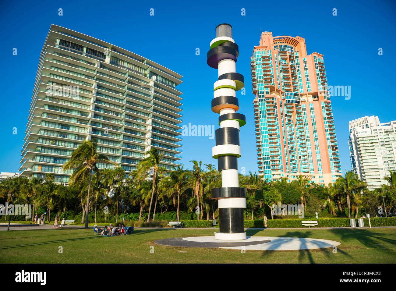 MIAMI - CIRCA SEPTEMBER, 2018: Modern condominium towers frame an ...