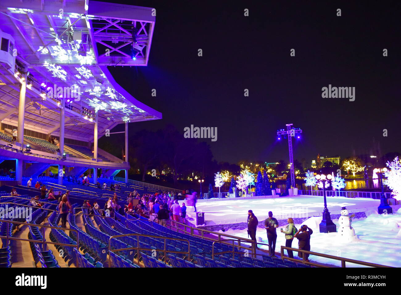 Seasons greetings vector vectors hi-res stock photography and images ...