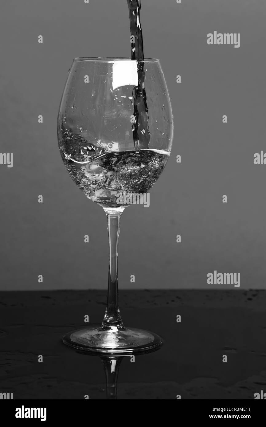 Wine glass side view Black and White Stock Photos & Images - Alamy