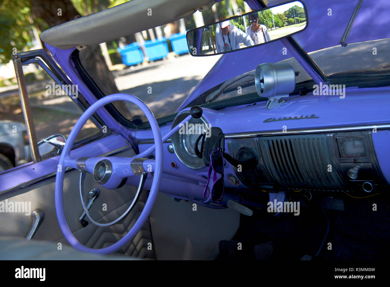 Havana, Cuba. Classic convertible automobile Stock Photo - Alamy