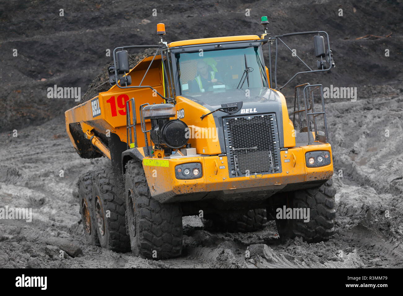 A Bell 40D articulated dump truck at work on Recycoal Coal Recycling ...