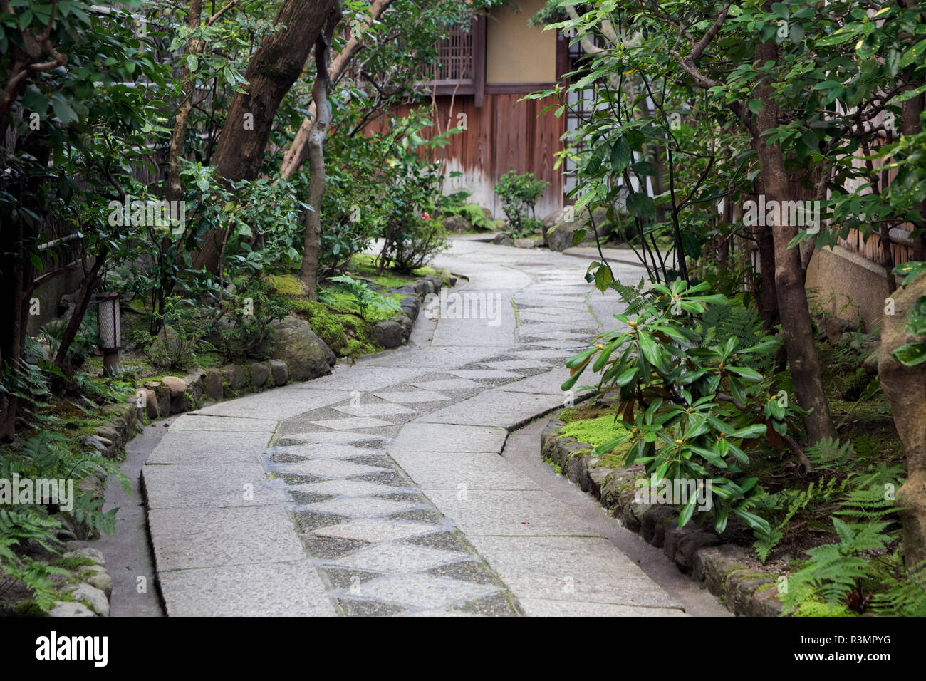 At home japan hi-res stock photography and images - Alamy