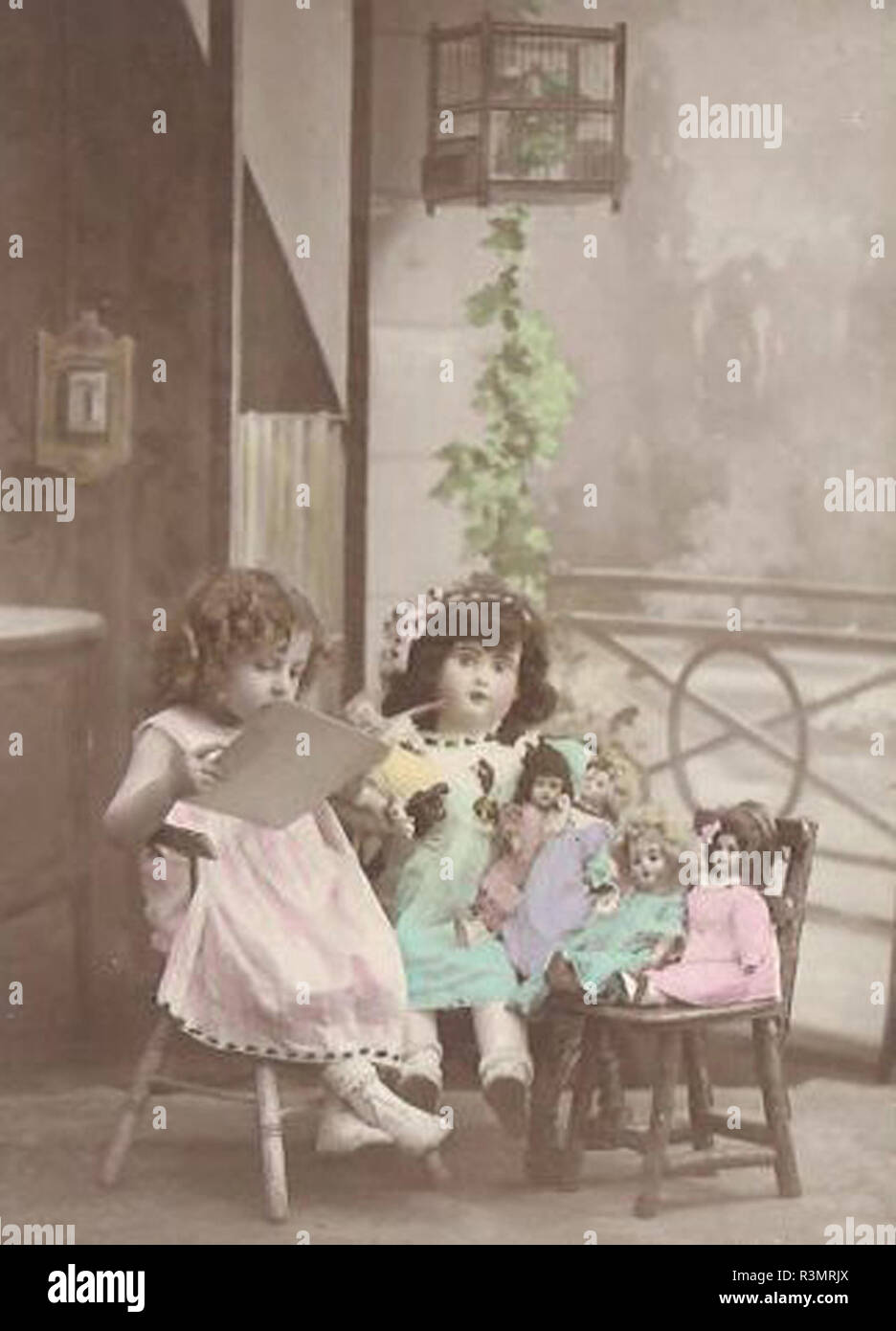 a vintage classic victorian image featuring children Stock Photo - Alamy