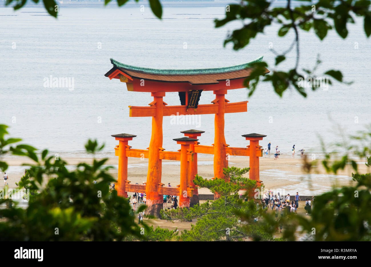 Itsukushima jinja shrine gate hi-res stock photography and images - Alamy
