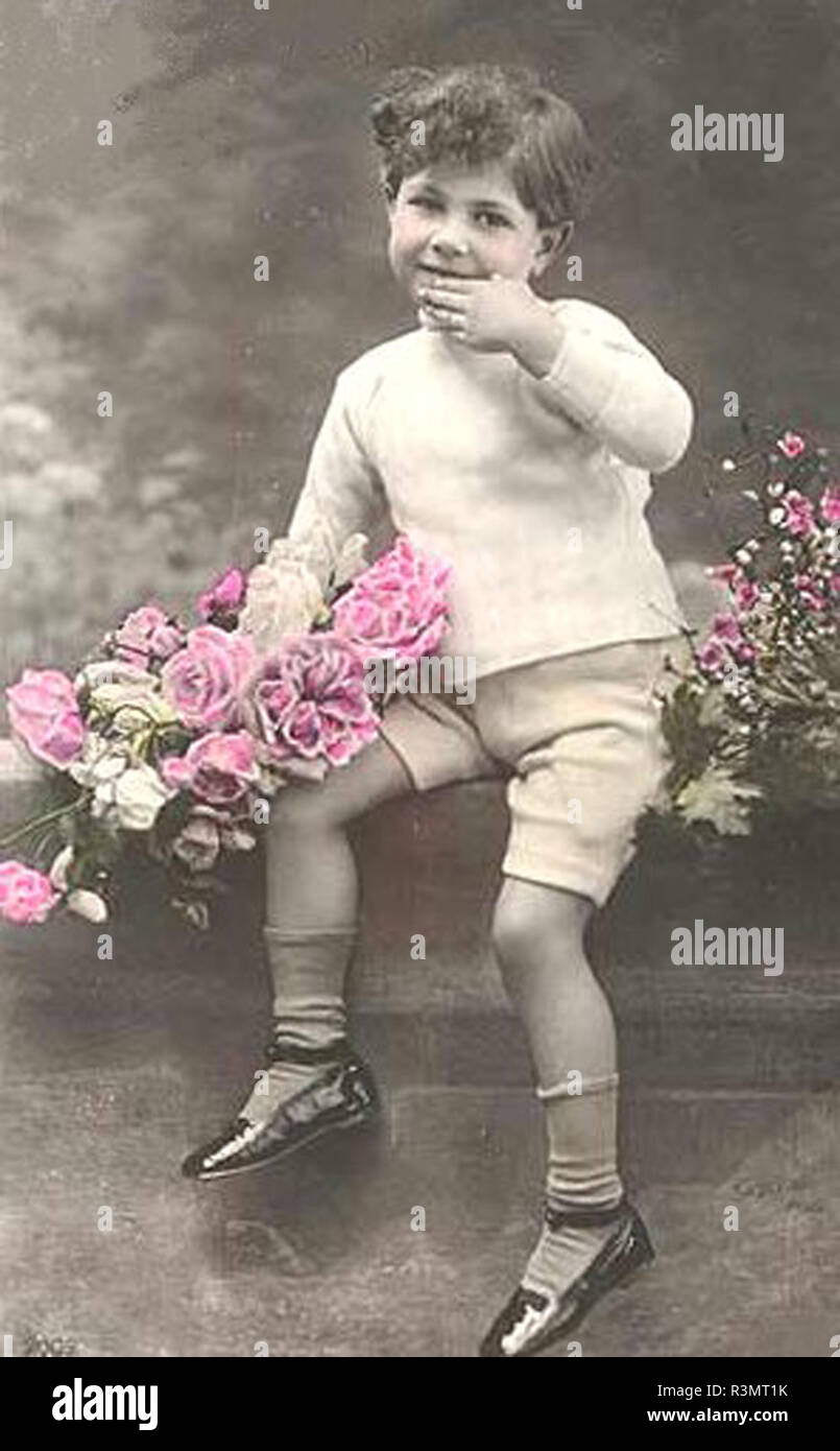 a vintage classic victorian image featuring children Stock Photo - Alamy