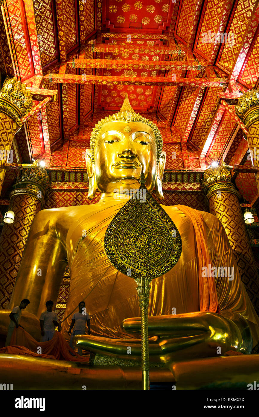 Ayutthaya, Thailand. Wat Phanan Cheong Temple, Giant golden Buddha ...