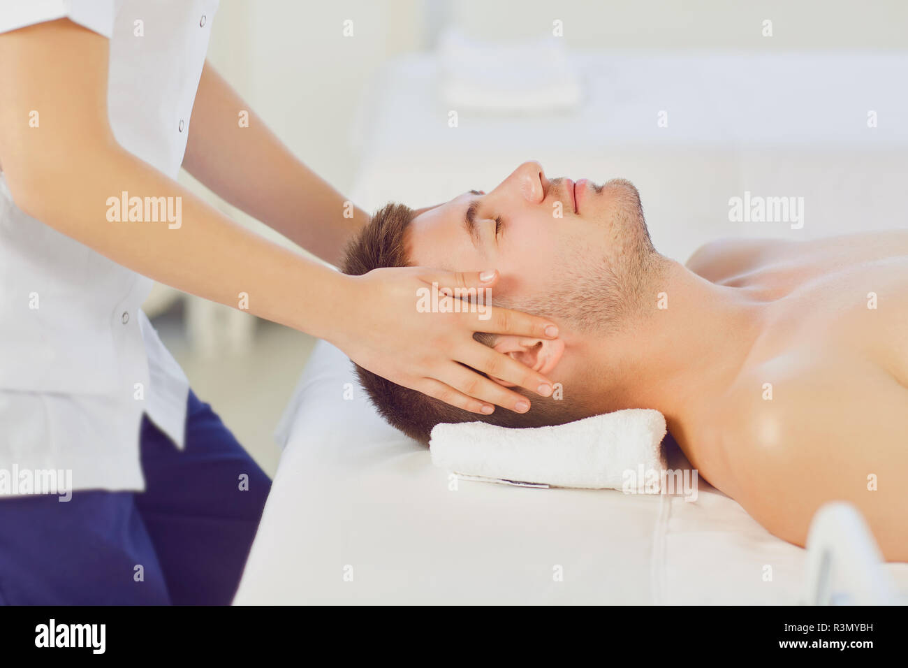 Massage man hi-res stock photography and images - Alamy