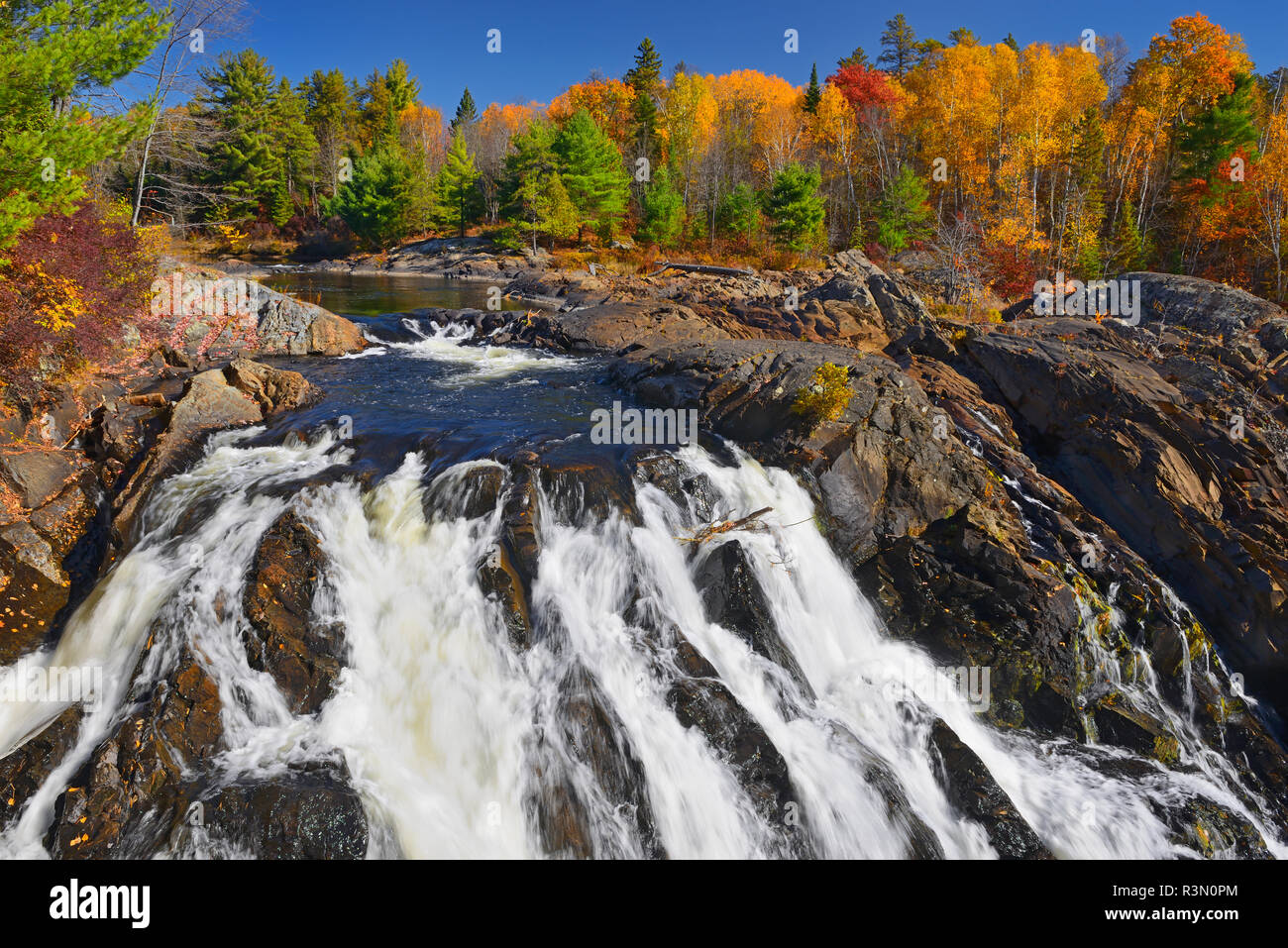 Chutes Provincial Park High Resolution Stock Photography and Images - Alamy