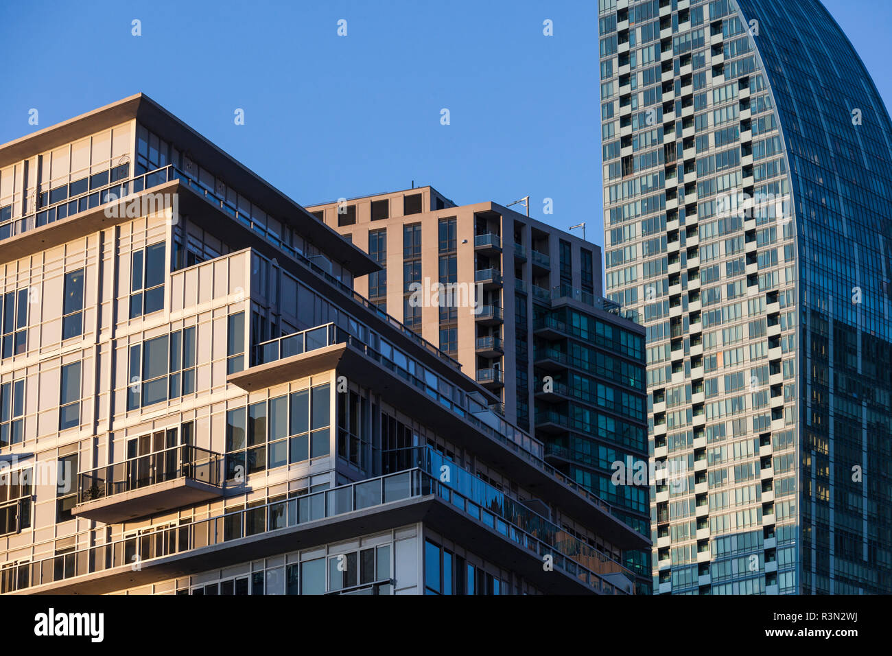 Canada, Ontario, Toronto, L Tower, high-rise building Stock Photo - Alamy