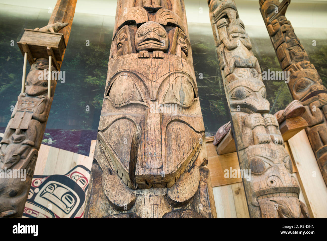 Canada, Quebec, Hull-Gatineau, Canadian Museum of Civilization, First ...