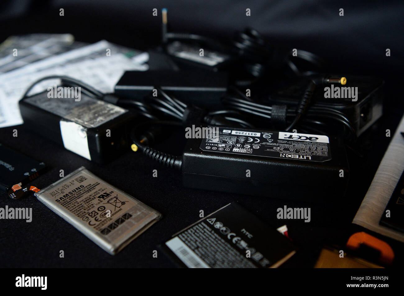 Embargoed goods hi-res stock photography and images - Alamy