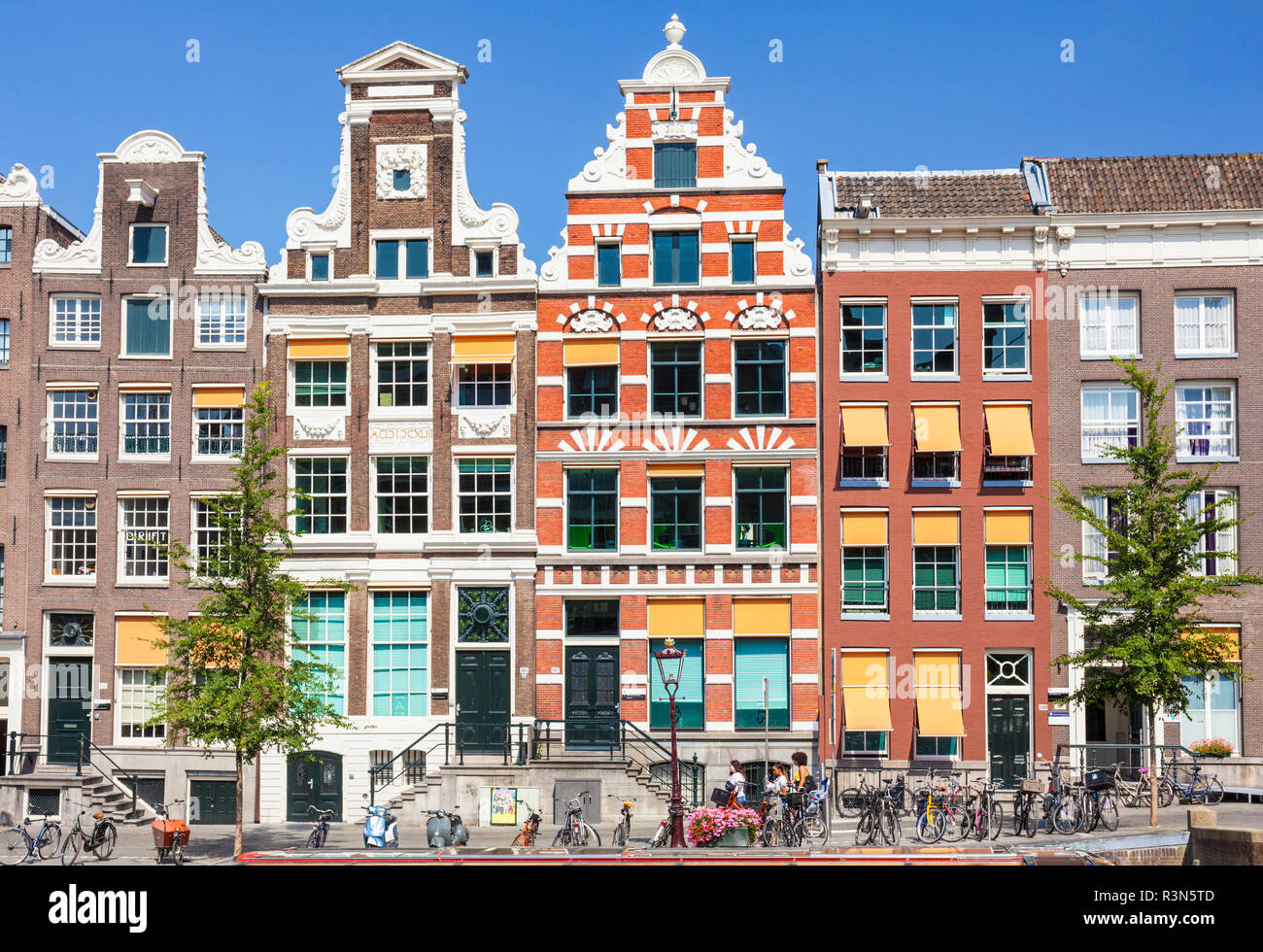 Why Do Dutch Houses Have Big Windows at Helene Winkleman blog