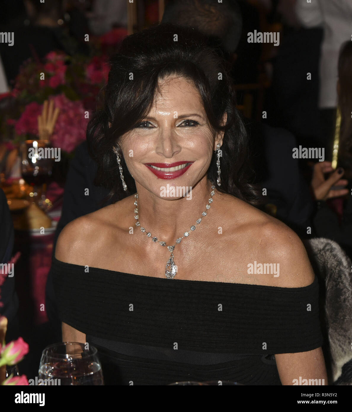 Sheila rosenblum hi-res stock photography and images - Alamy