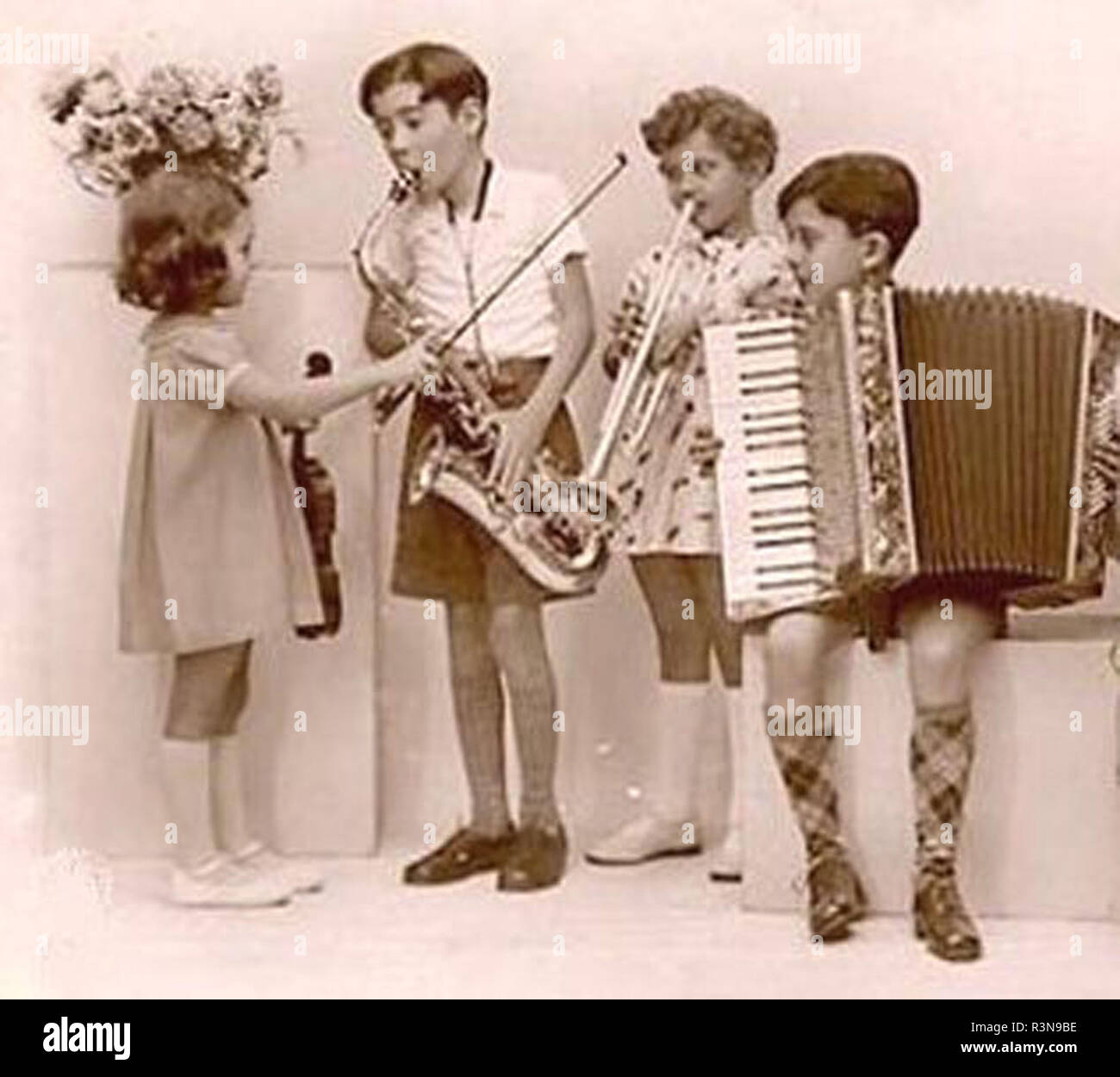 vintage classic Victorian image featuring children Stock Photo - Alamy