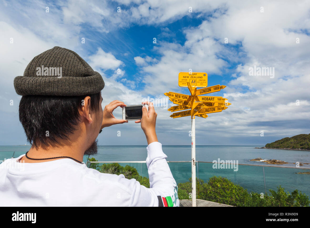 Termination point hi-res stock photography and images - Alamy